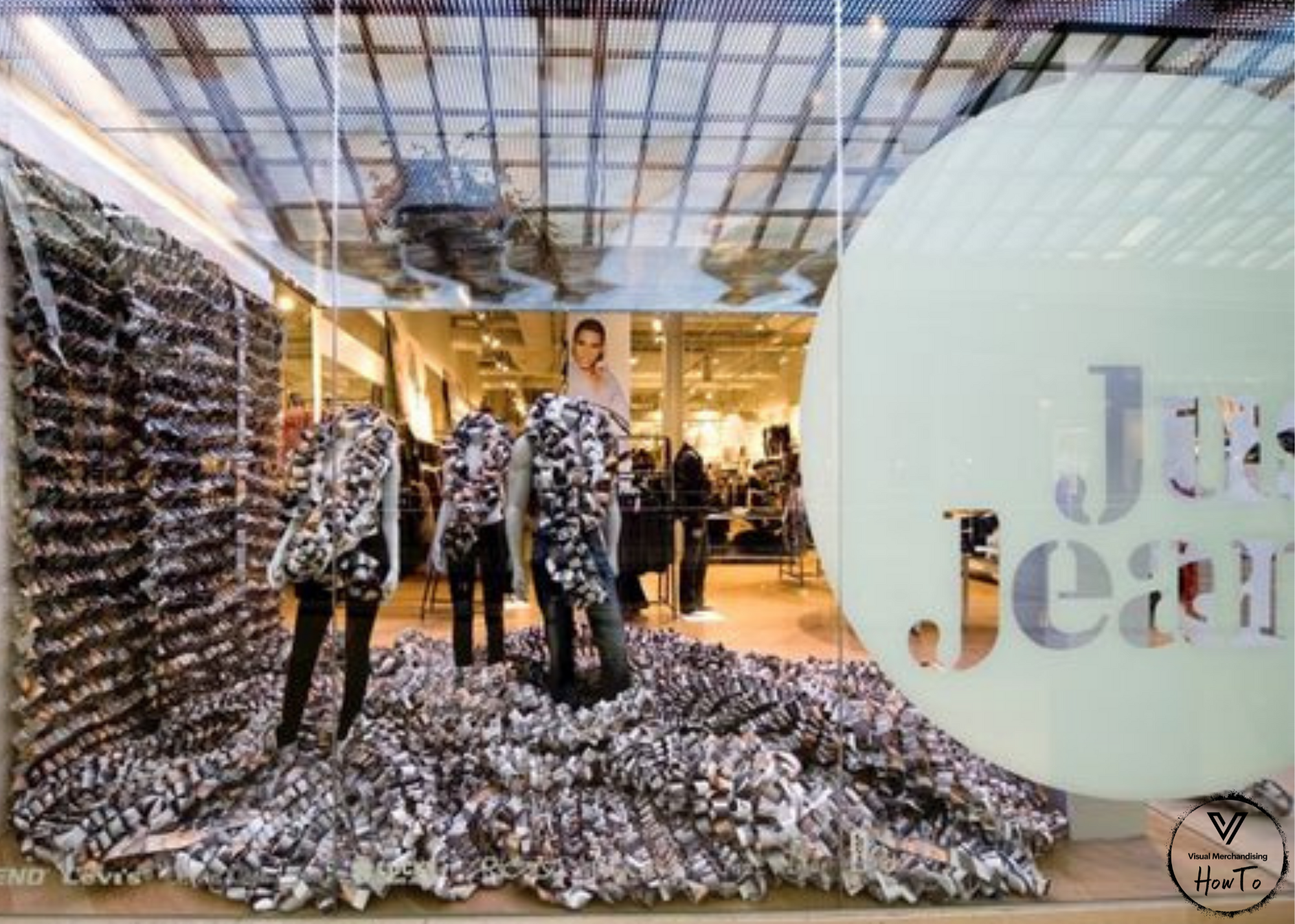 How to Create an Attractive Visual Store Display ...