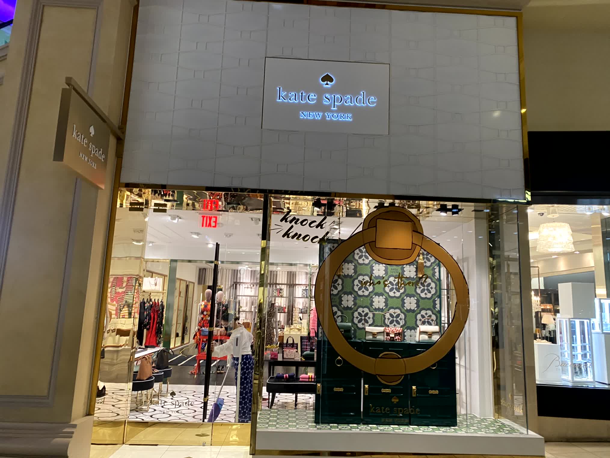 Kate Spade New York Store Window Display at The Forum in Ceasar's ...